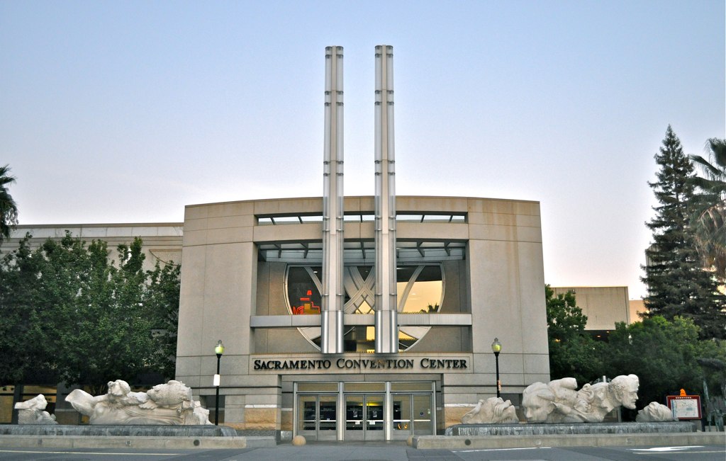 Sacramento Convention Center | PiensaGeotermia - Noticias de energía ...